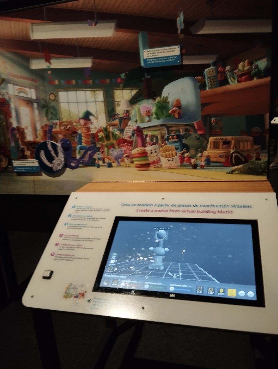 Ya puedes dar forma al universo Pixar con esta exposición - Nokton Magazine